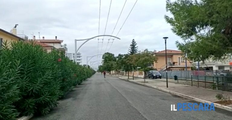 A Cepagatti ci si immerge nel clima delle feste con il villaggio di ... A Cepagatti ci si immerge nel clima delle feste con il villaggio di ...